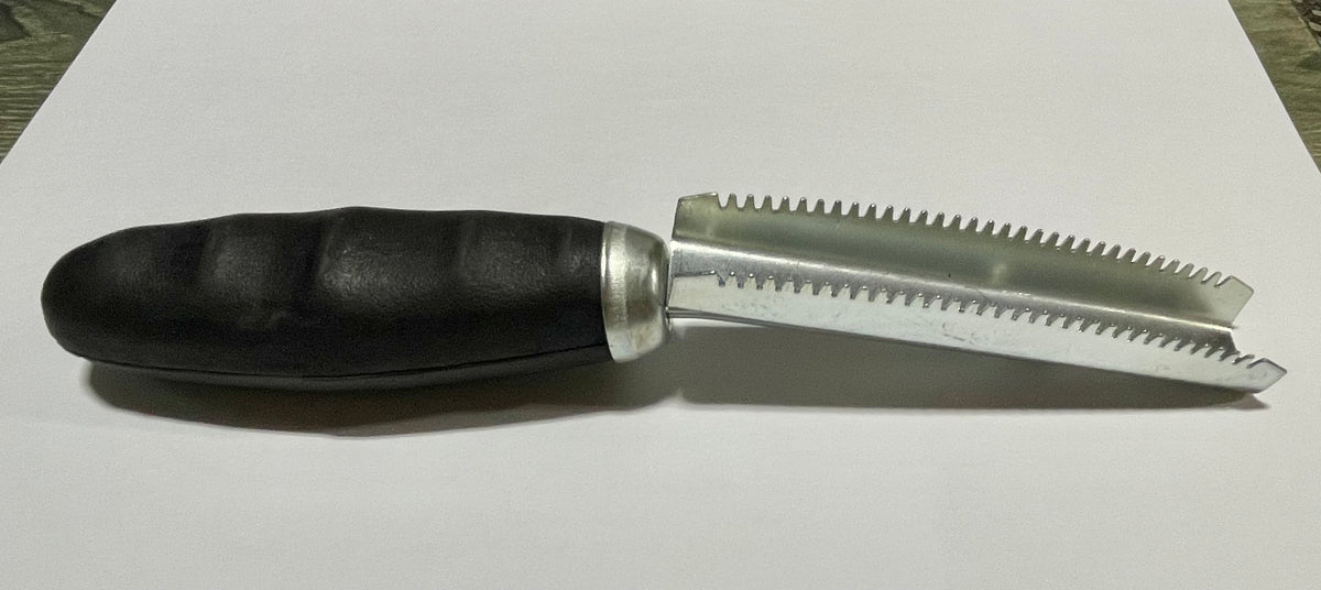 Fish Scaler with rubber handle-comfortable, easy to use – Lee Fisher Sports